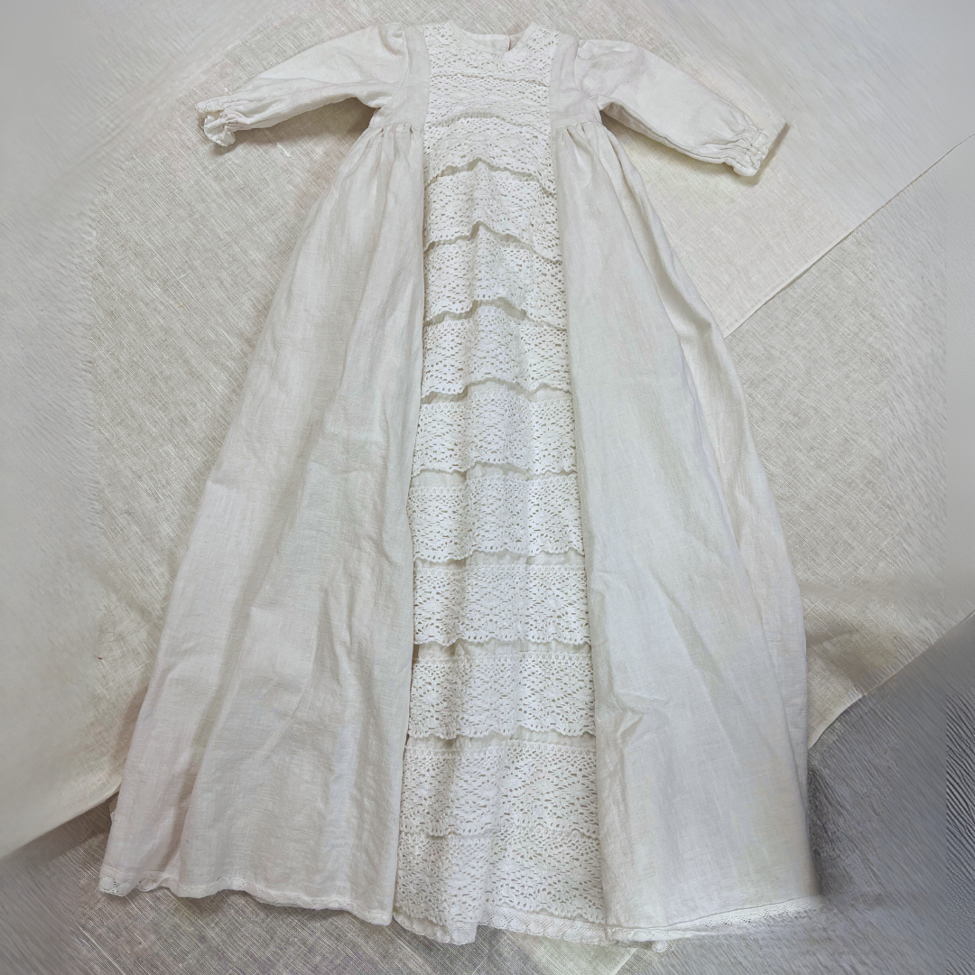 The Aoibhe Gown (pronounced Ee-vah) – brennansirishlinens